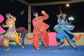 Dances of Dandiya Raas and Raas Garba Traditional Navratri Festival