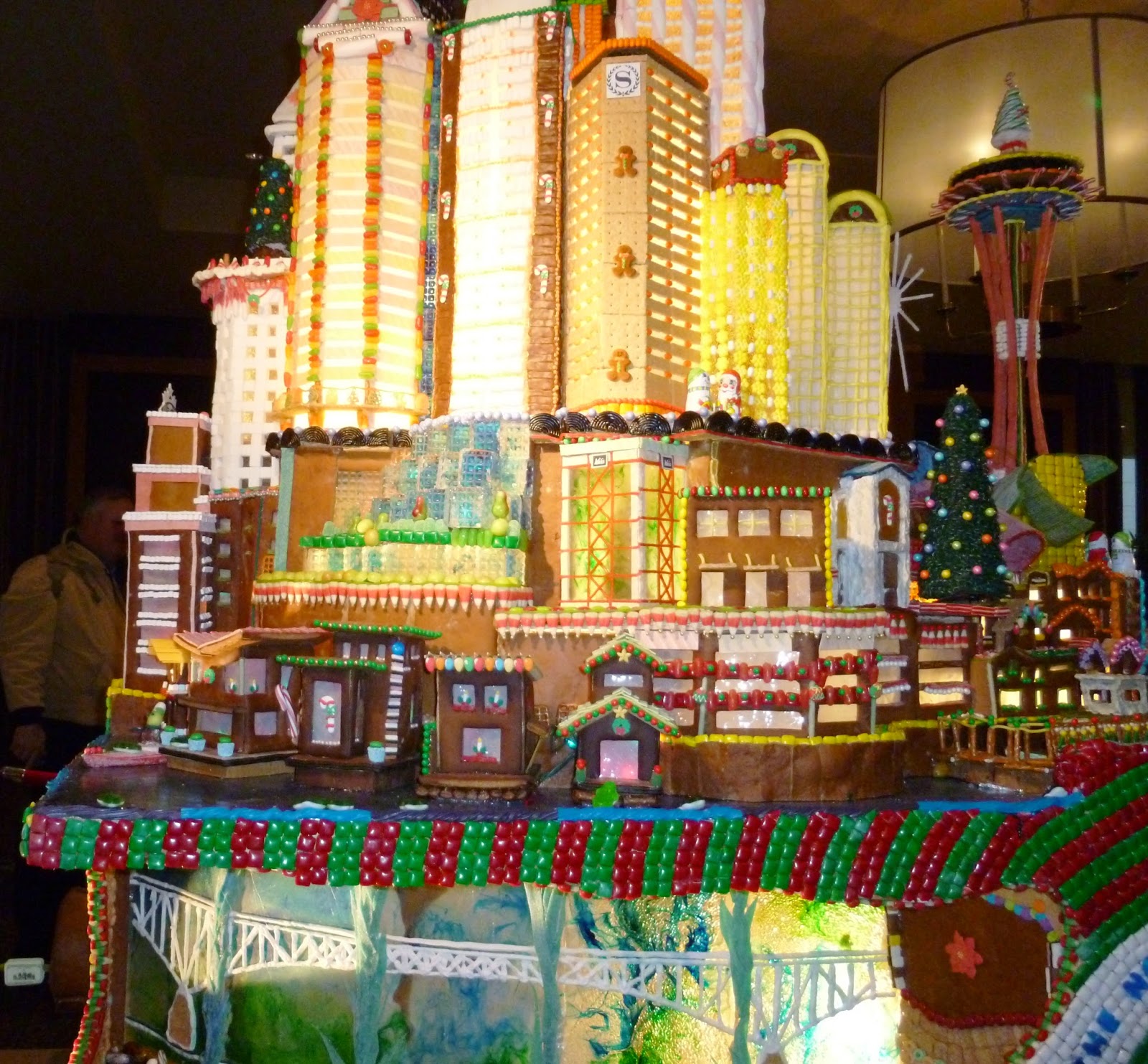 Pacific NW Travels and Tails: The Seattle Sheraton Gingerbread Village 2014