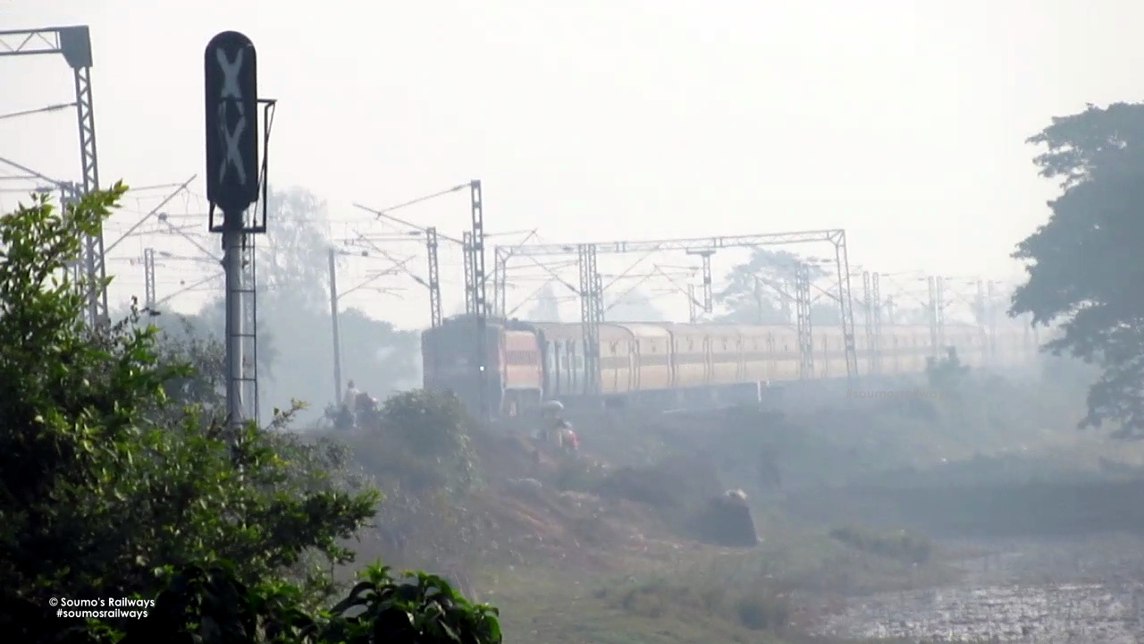 Soumo's Railways: Falaknuma Express Takes A Sharp Curve And Rushes At A ...