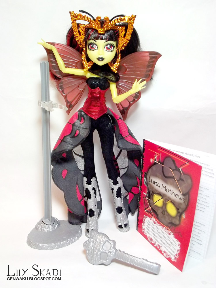 Genwaku: Luna Mothews 'Boo York' Arrival · Llegada