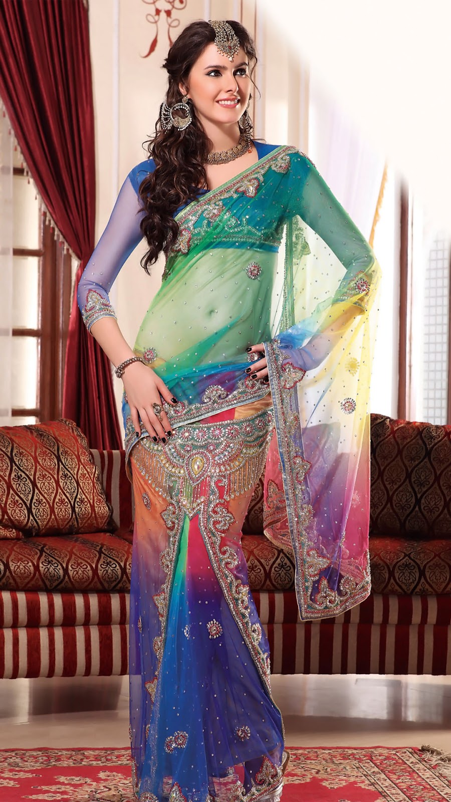 Sexy Saree Photos: Low Waist Saree