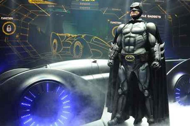 SNEAK PEEK : "Batman Live" Actor Is Scottish Warrior "Outlander"