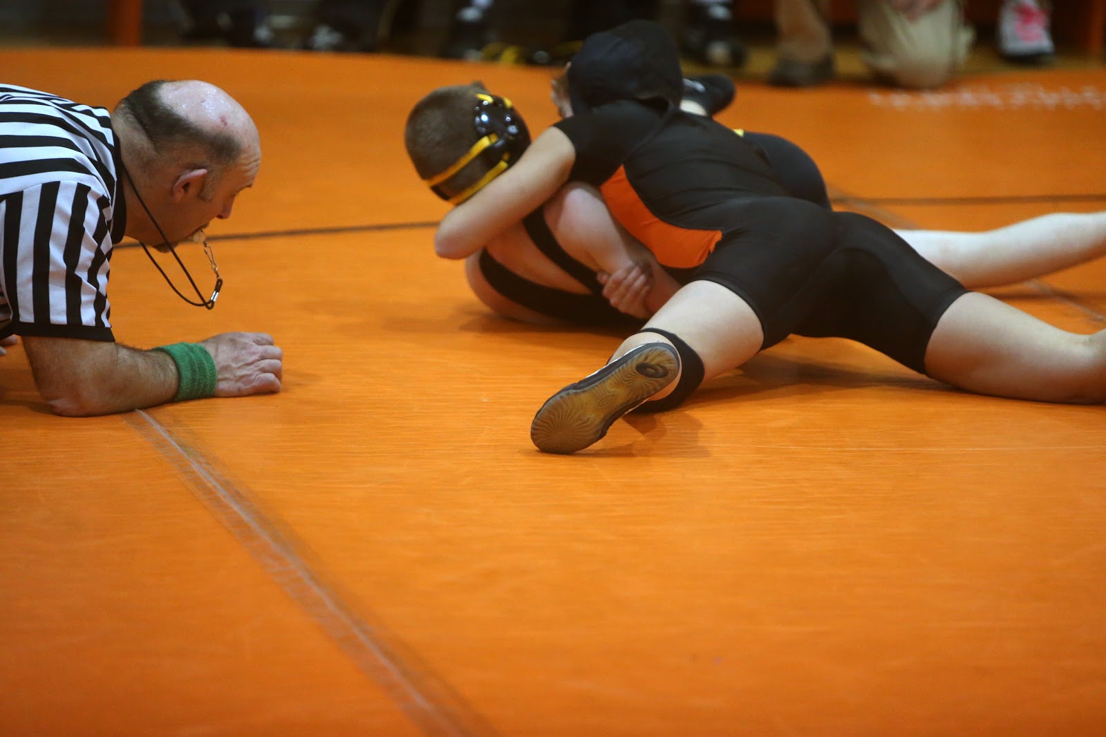 Men Wrestling Women: Female wrestler pins 2nd guy at tournament