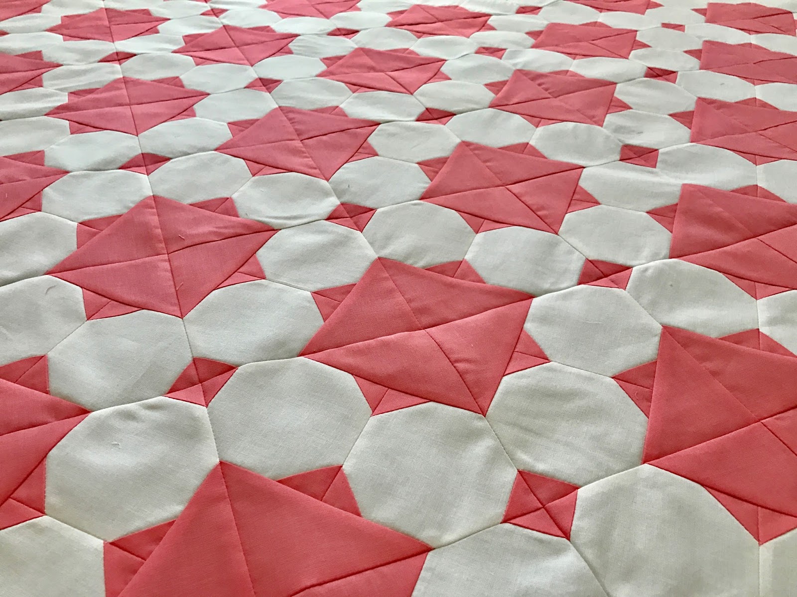 Kairle Oaks - Virgin River Quilt Co.: Russian Rubix Progress