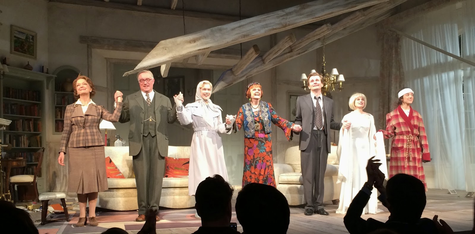 overyourhead: Blithe Spirit...