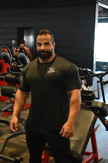 world bodybuilders pictures: kuwaiti bodybuilder abdullah training in ...