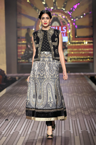 LABEL Ritu Kumar Identity India » India Art N Design