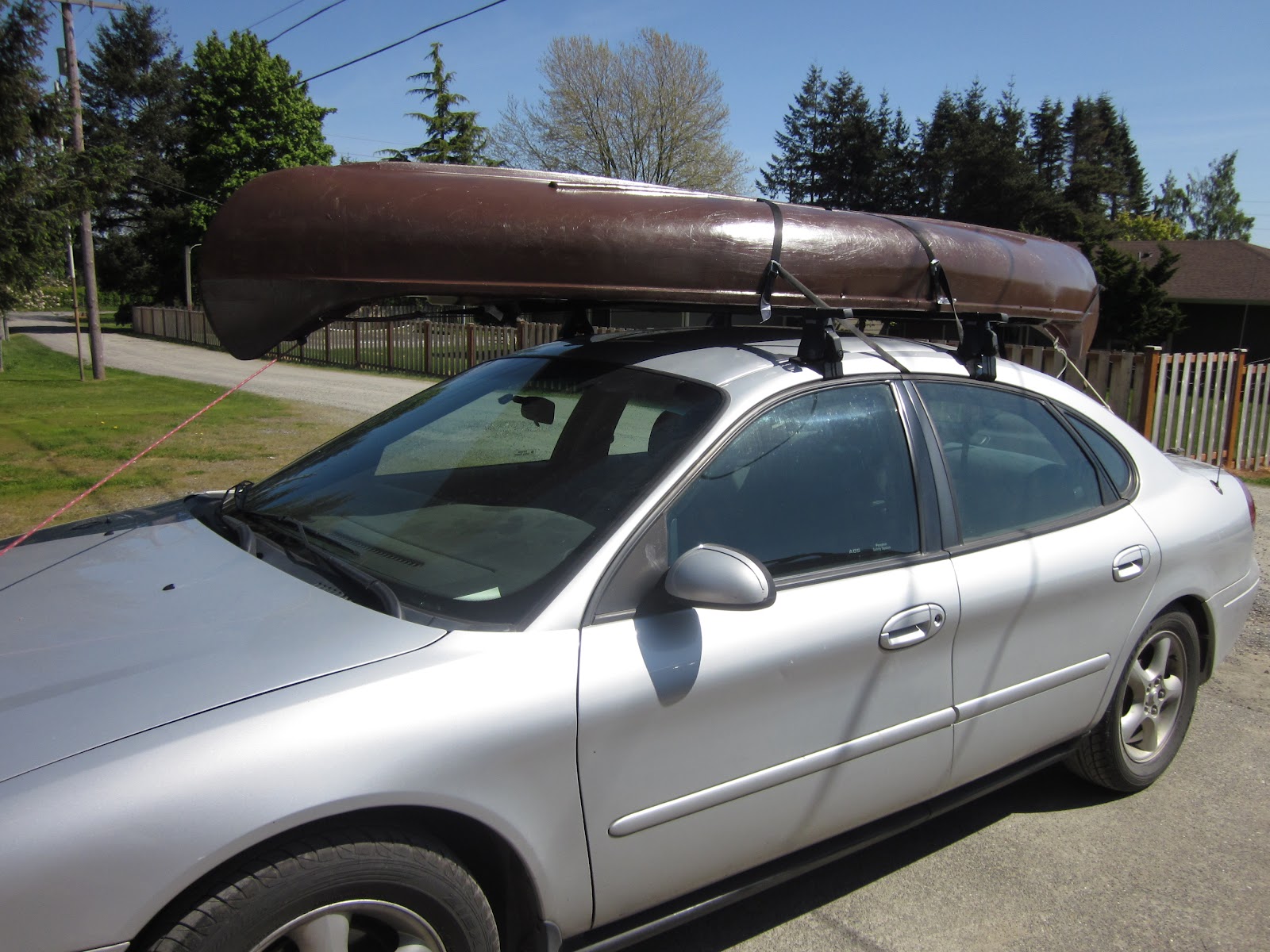 New DIY Boat: How to tie a canoe to a car
