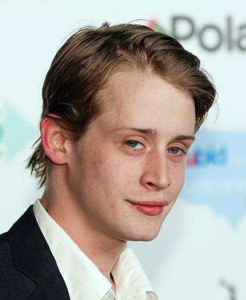 2012 Macaulay Culkin Hairstyles | Celebrity Hair Cuts