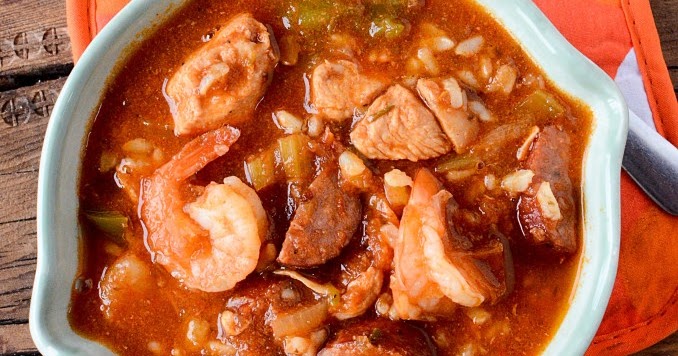 SLOW COOKER CROCK POT GUMBO RECIPE WITH SAUSAGE, CHICKEN, AND SHRIMP ...
