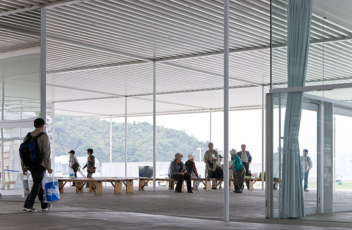arquitectures234: Naoshima Ferry Terminal by SANAA [casa pati III]