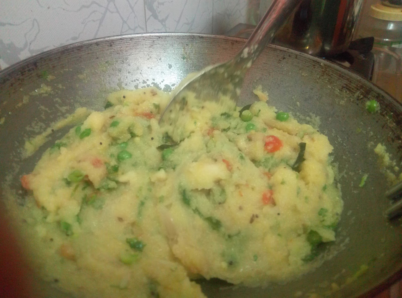 Uppit | Upama Recipe with green Mutter Onion Chilly Tamota