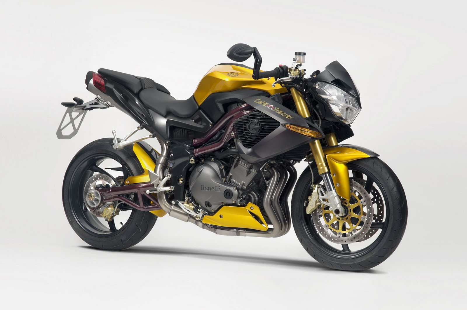 Motorcycle Pictures: Benelli Cafe Racer 899 - 2011