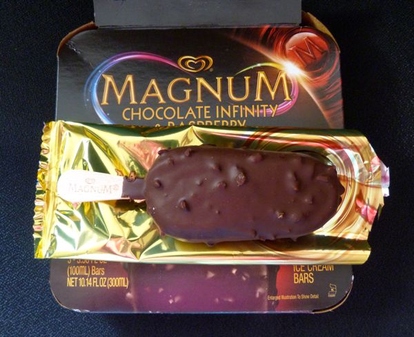 Chocolate Banquet: Magnum - Chocolate Infinity + Raspberry ice cream ...