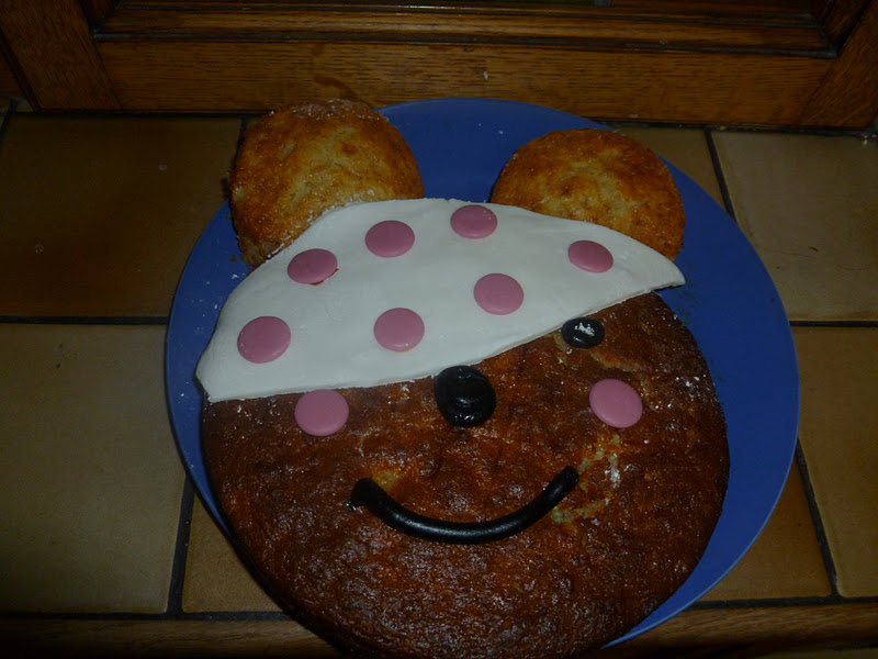 Madhouse Family Reviews: Our Pudsey Cake for Children In Need