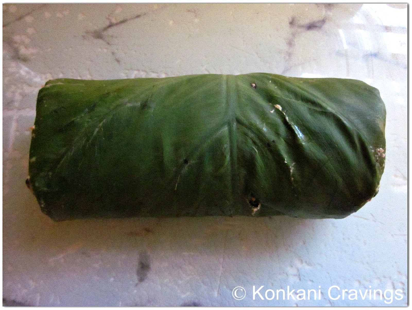 KONKANI CRAVINGS: Patrado/Pathravade