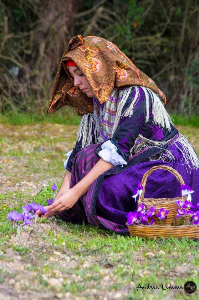 Sardinian Traditional Clothing - Page 12 - Sardinian People