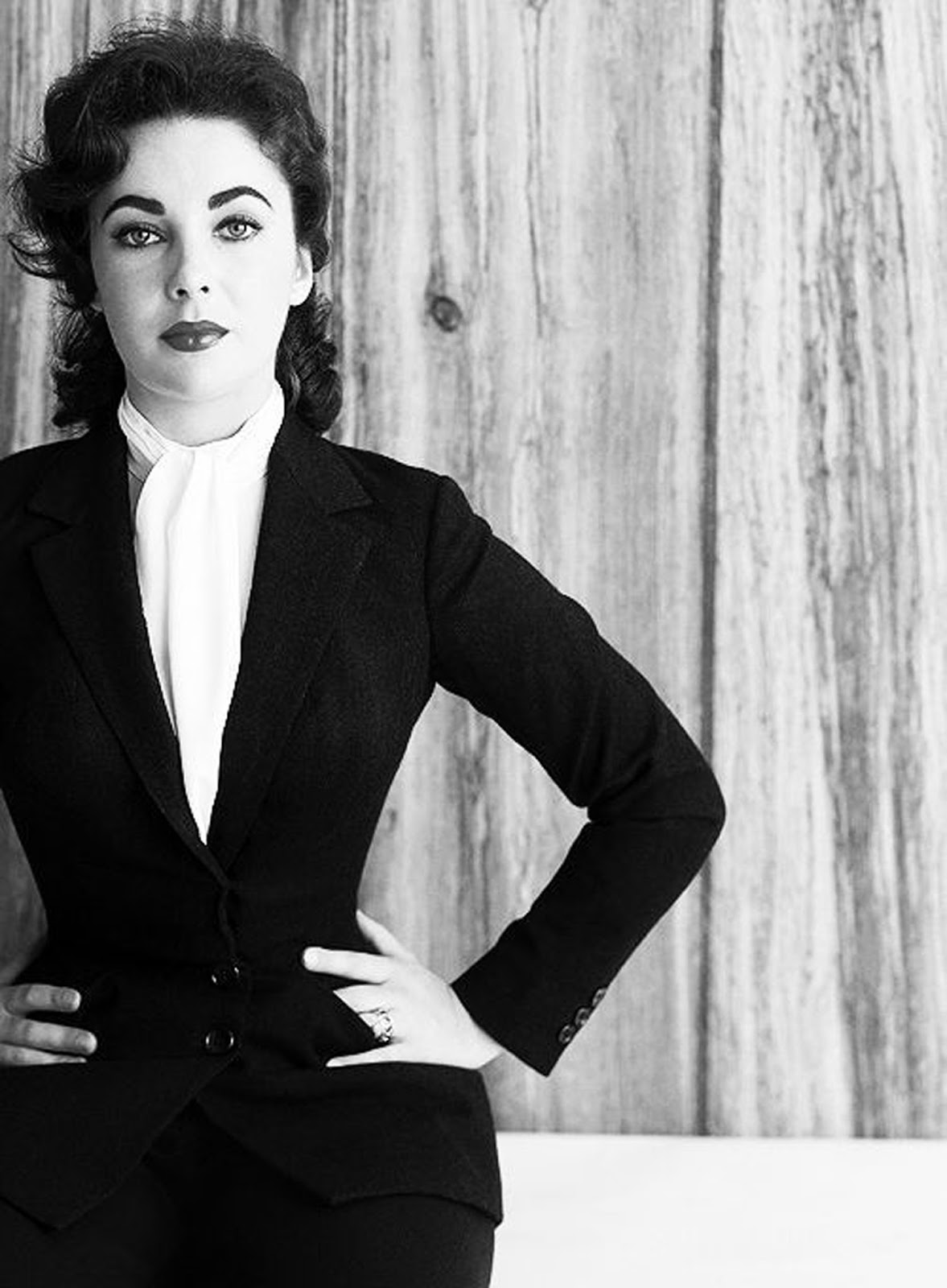 Colors for a Bygone Era: Elizabeth Taylor (1932 - 2011) colorized in a ...