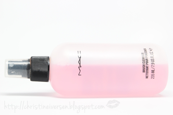 Makeup, Beauty & Fashion: MAC Brush Cleanser: Review & Photos