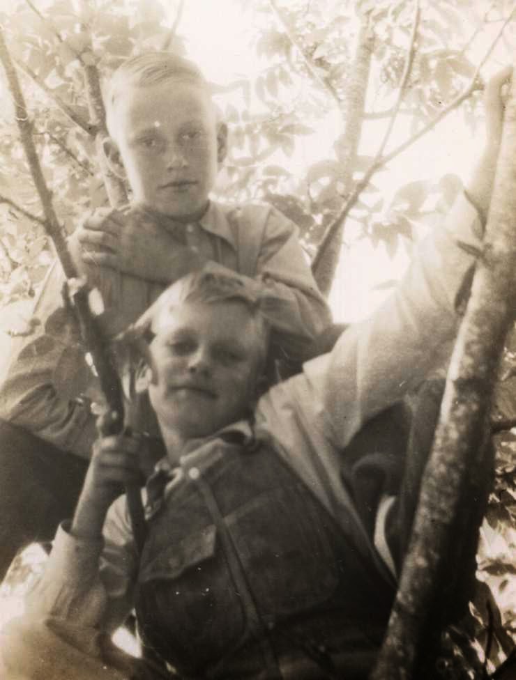 Riner Family Photo History: Billy Riner Family