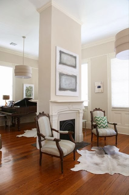 * T h e * V i s u a l * V a m p *: Style and Substance