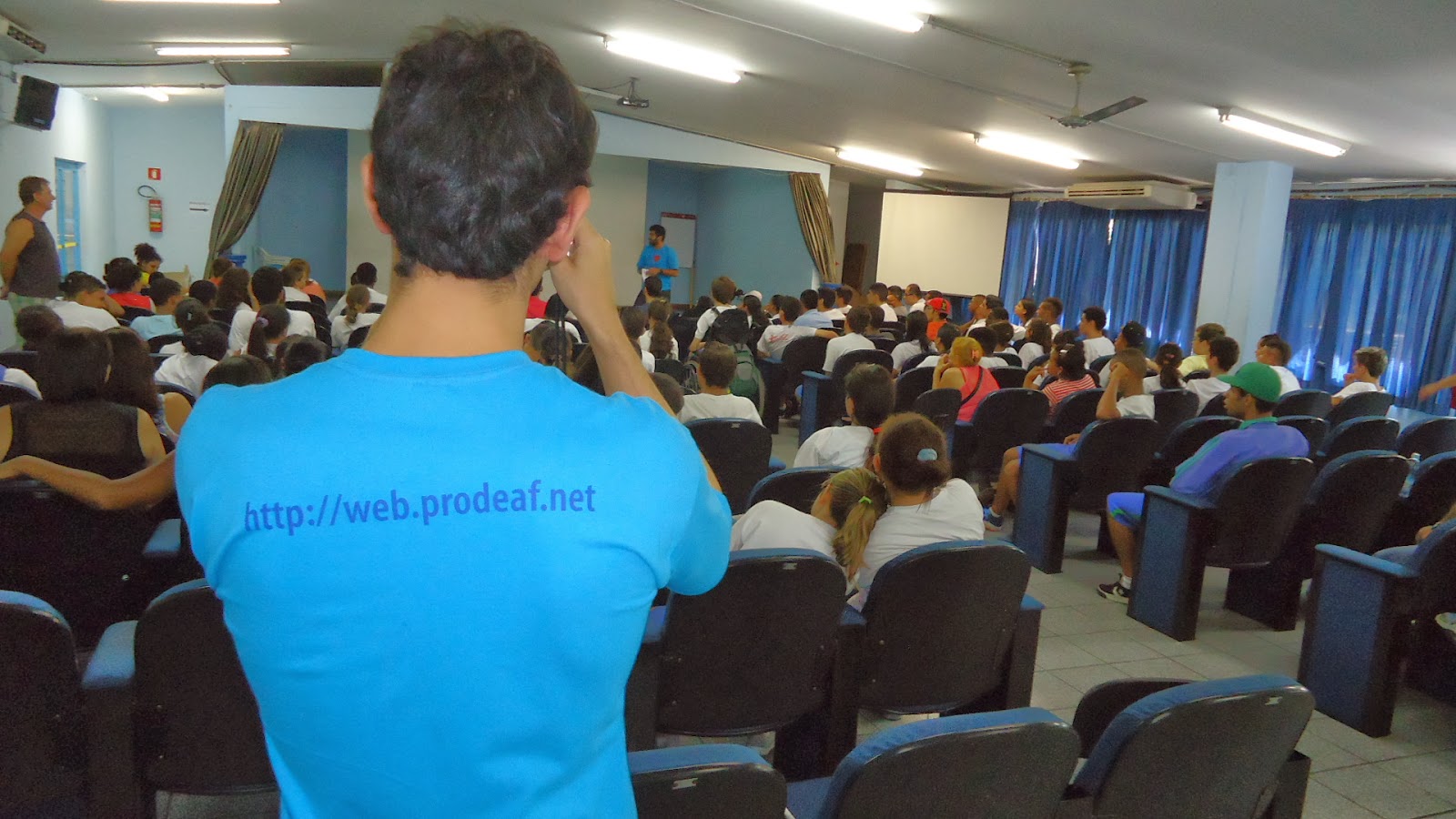 Surdo HK: Palestra ProDeaf, multiplataforma de acessibilidade para surdos.