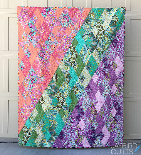 Jaybird Quilts: My Tula Pink Chipper Boomerang Quilt