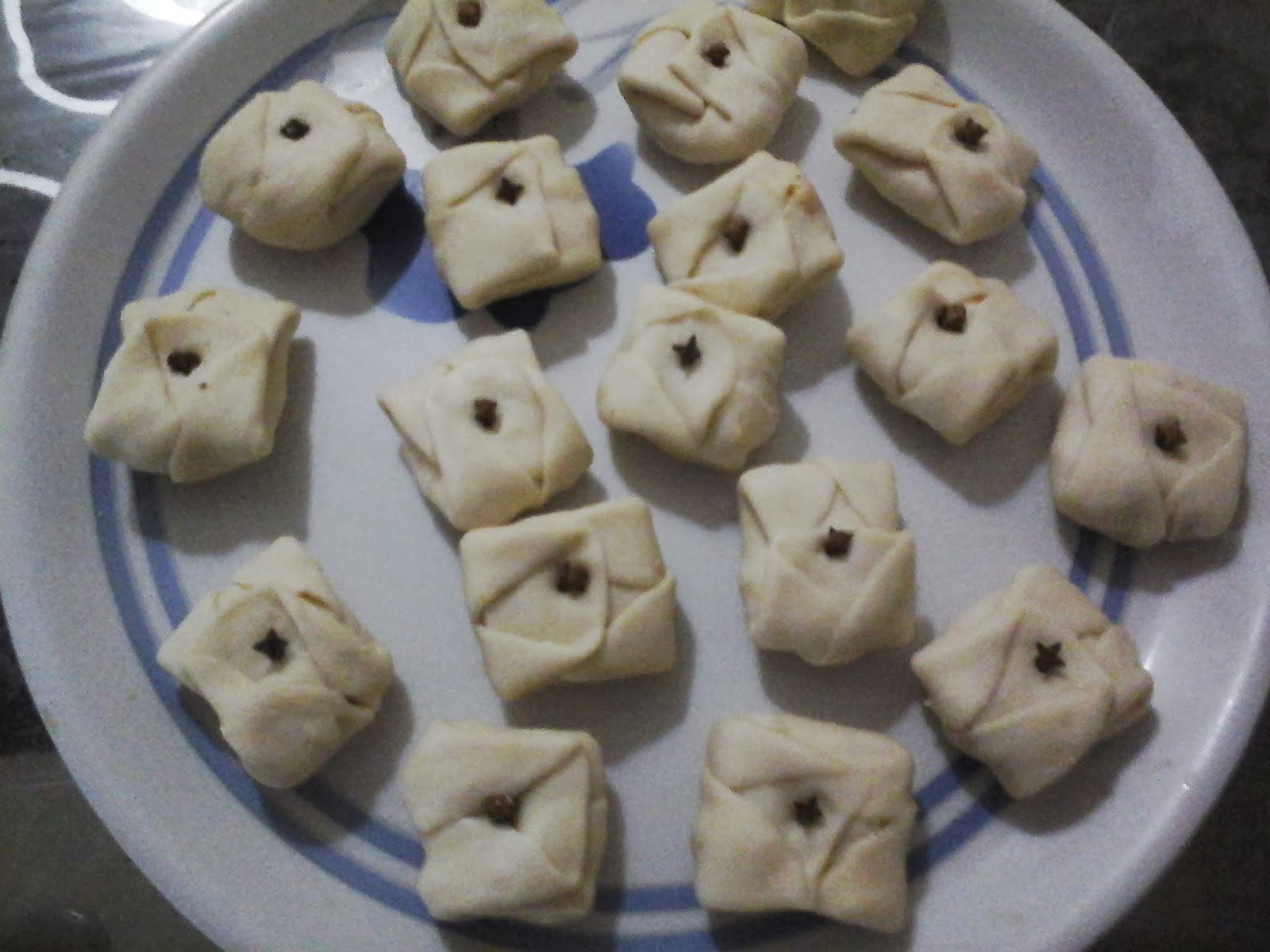 Cook as You Like: Lobongo (Laung) Lotika