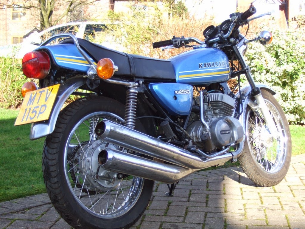 Foto Dan Harga Motor Klasik - inginmotor