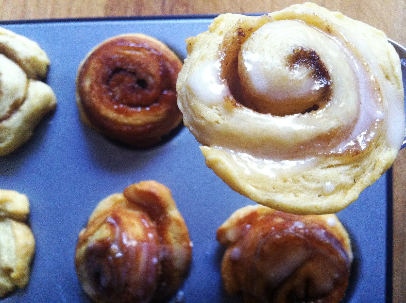 Bite Size Goodness: Mini Cinnamon Rolls