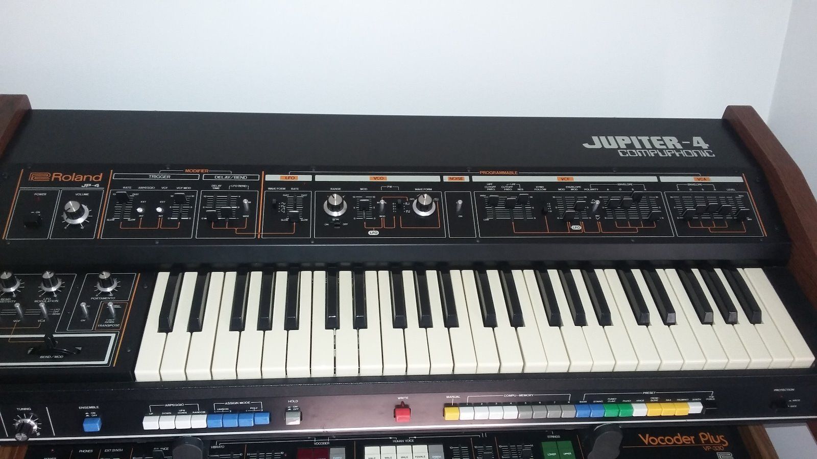 MATRIXSYNTH: JUPITER 4 VINTAGE SYNTHESIZER ca. 1977 SN 125383