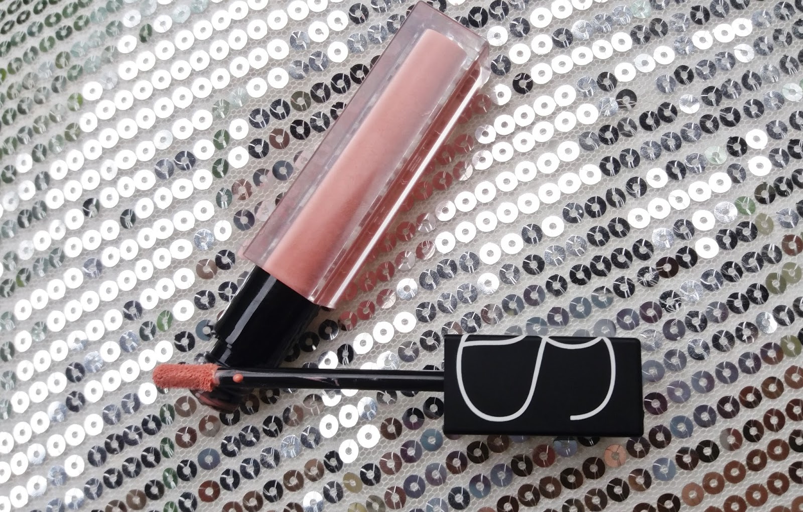 Nars Velvet Lip Glide - Unlaced - Fairy Nona