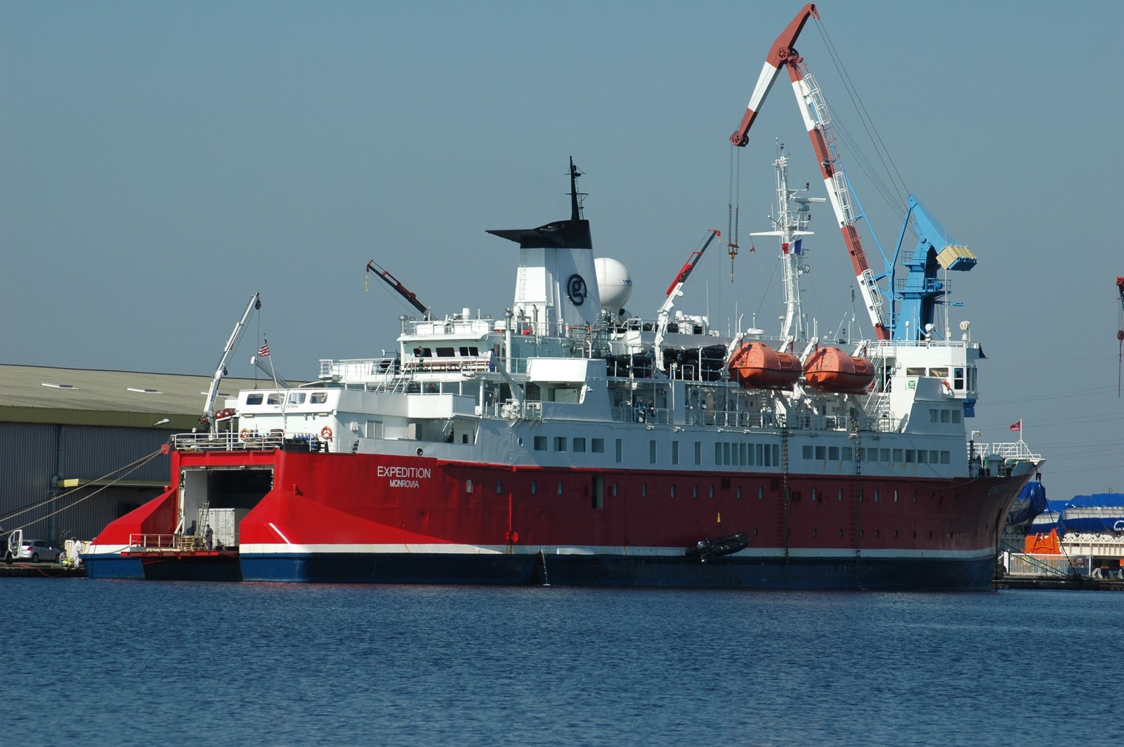 Cruise ship EXPEDITION