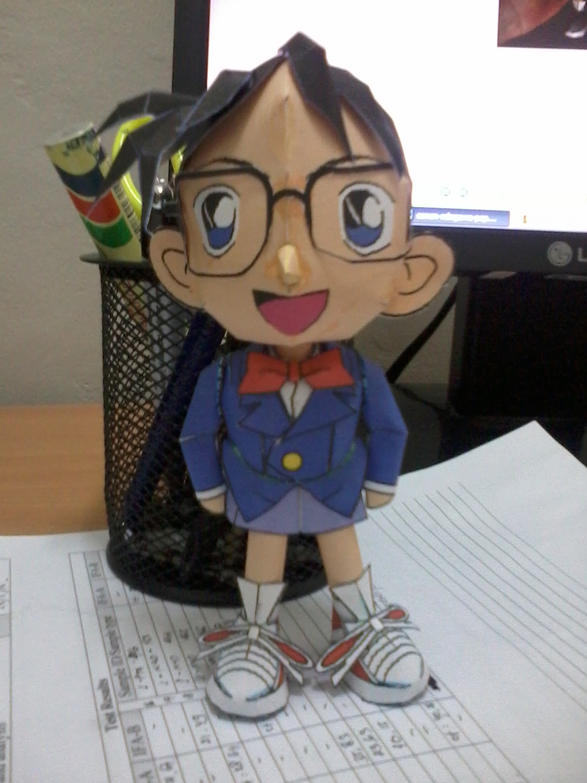 Project Projects: Conan Edogawa - Papercraft