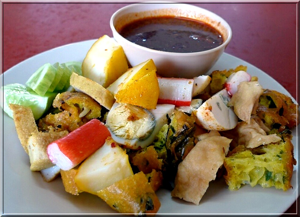 Akulah Bapak: Kempunan kelapa jeli dan Rojak Manjung