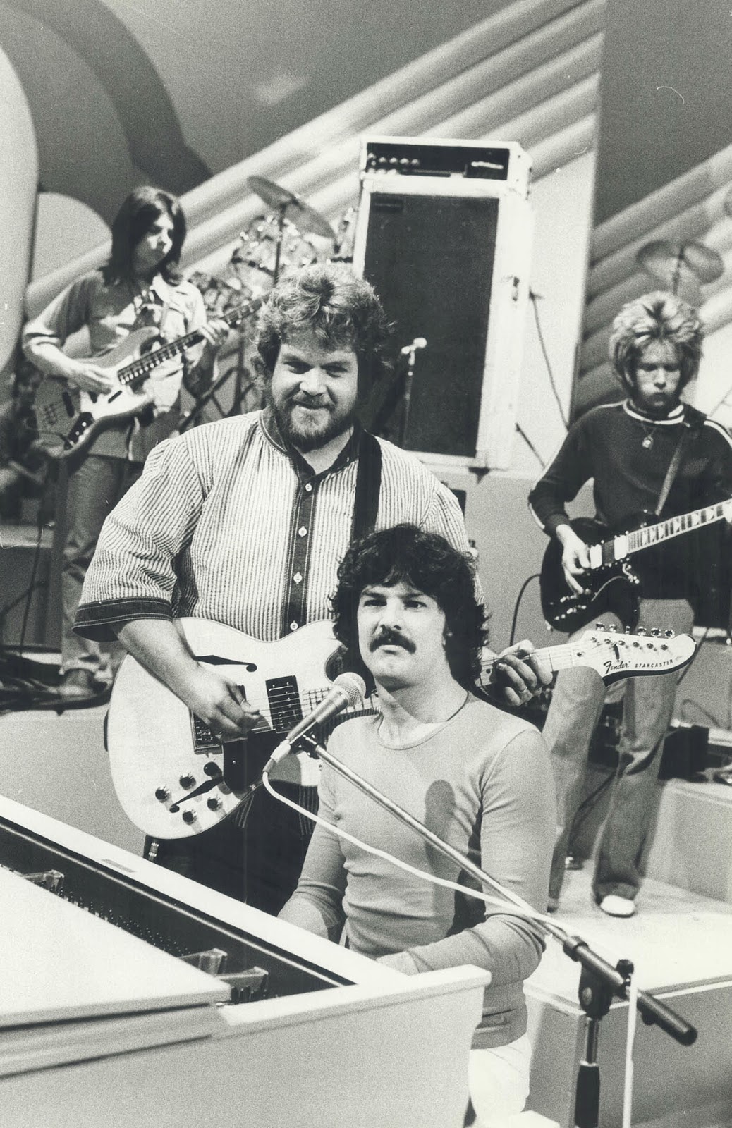 BB Chronicles: Burton Cummings & Randy Bachman - 1978 (unknown date ...