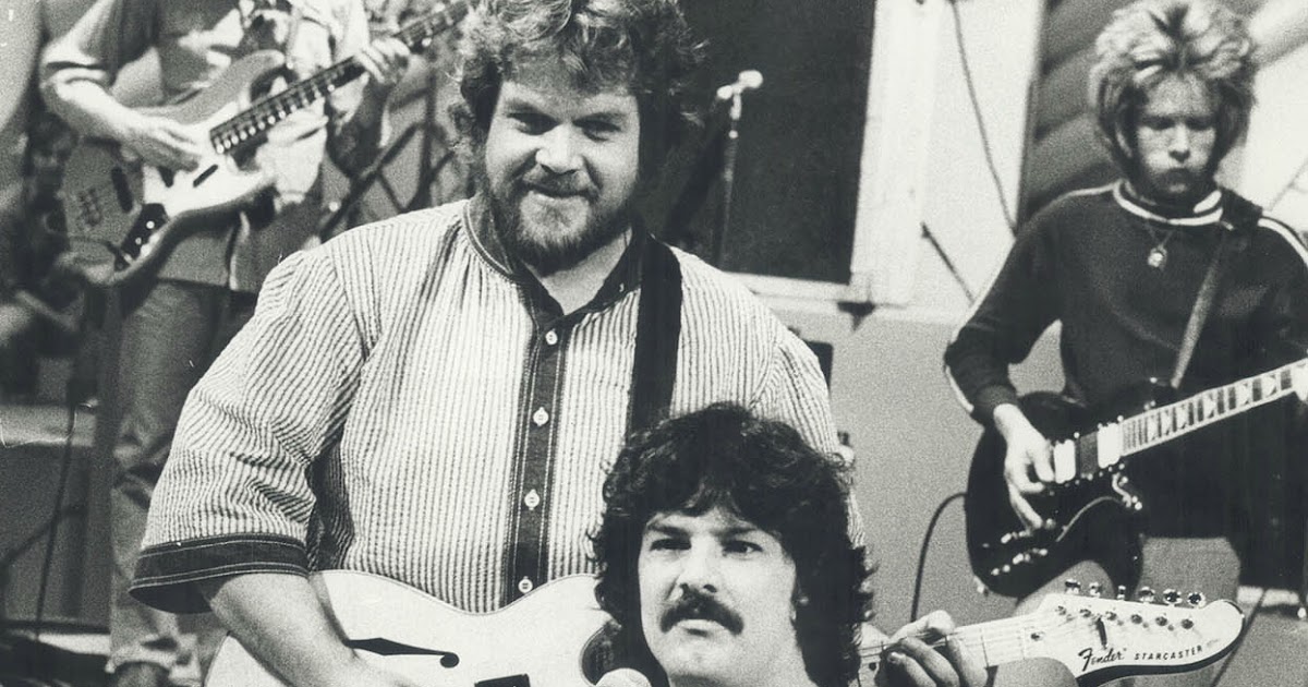 BB Chronicles: Burton Cummings & Randy Bachman - 1978 (unknown date ...