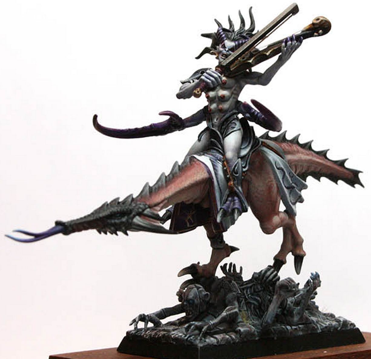 Warhammer Fantasy Miniatures Gallery: Golden Demon Award Winners Website