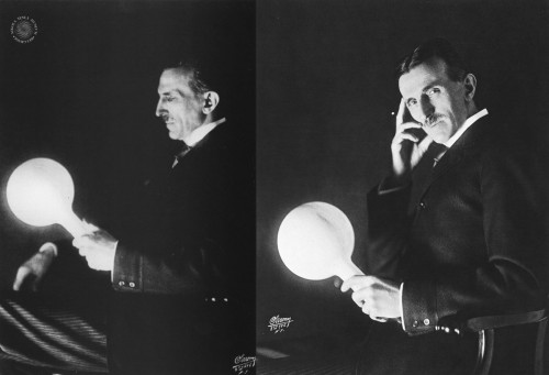 ΑΓΓΙΓΜΑ ΦΥΣΙΚΗΣ...: Σαν σήμερα ... 1943, πέθανε ο Nikola Tesla.