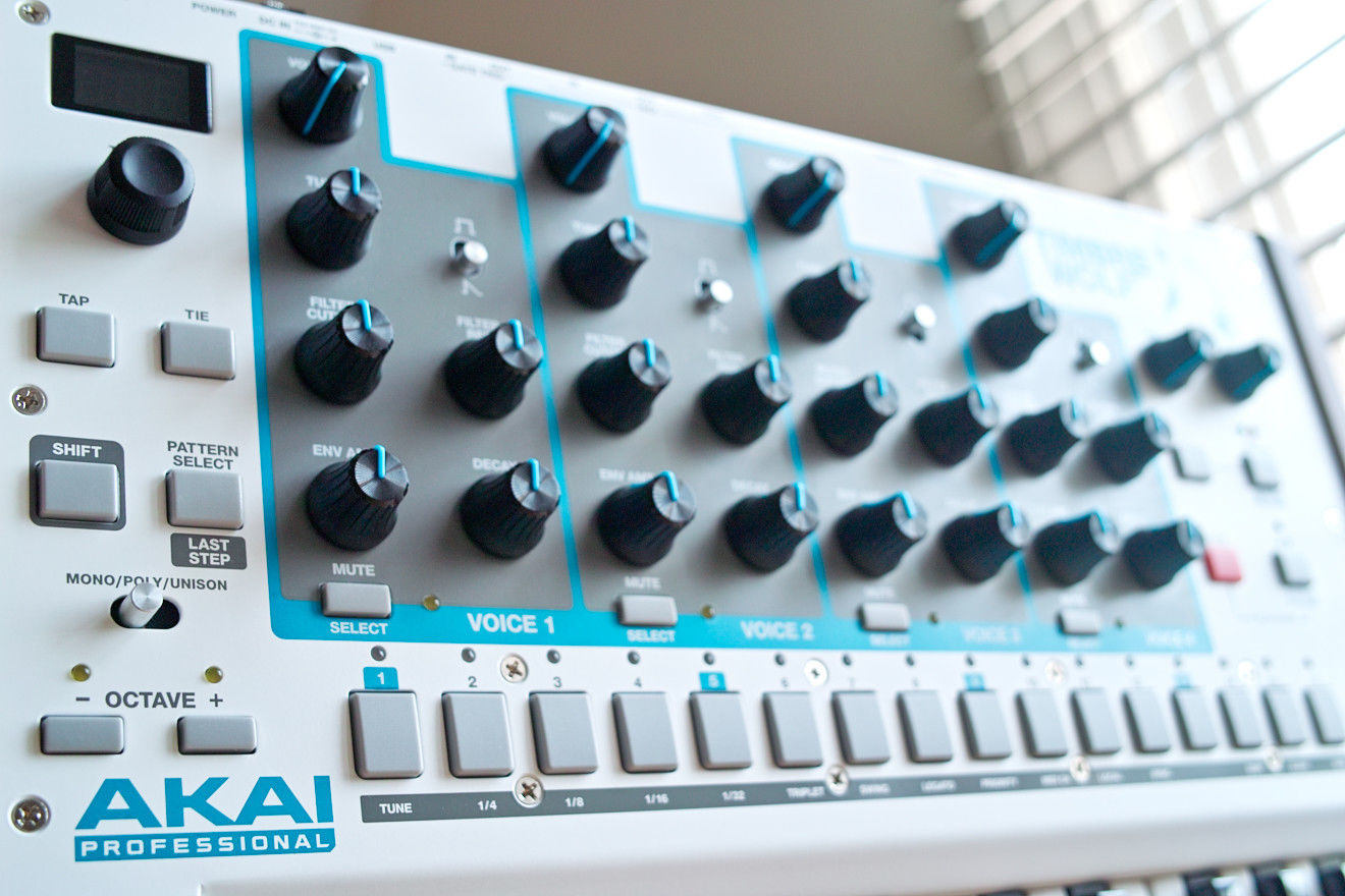 MATRIXSYNTH: Akai Professional Timbre Wolf Analog Synthesizer/Sequencer ...