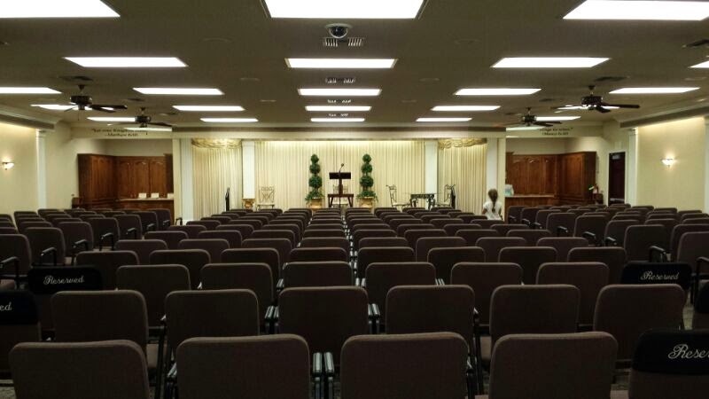 The Mad Adventures of Zach and Robynn: A Kingdom Hall Is A Kingdom Hall ...