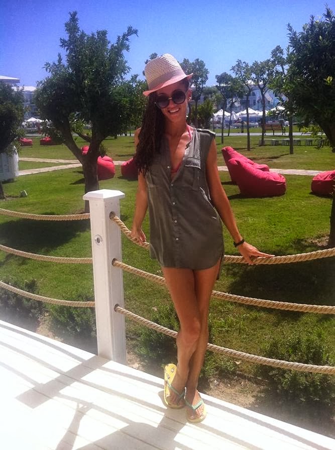 Poze noi si Poze rare Ana Maria Barnoschi