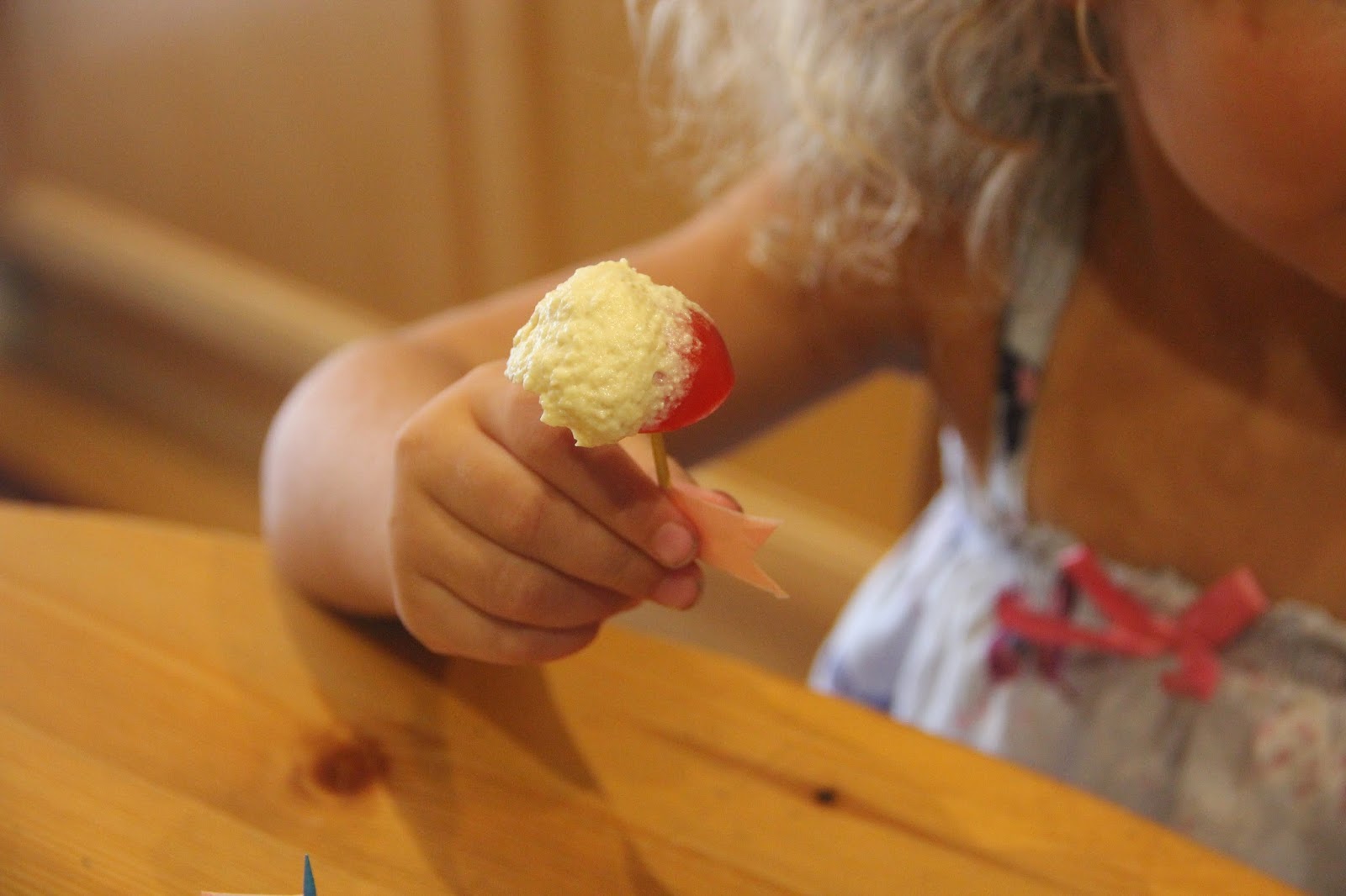 Food for Thought: Easy Toddler Food Crafts: Tomato Boats