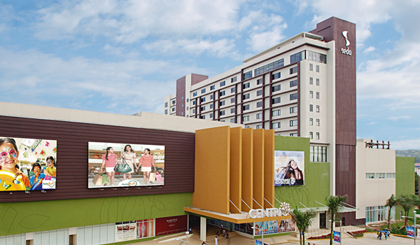 Cookie's Corner: A Night of Glitz and Glamour at Seda Hotel