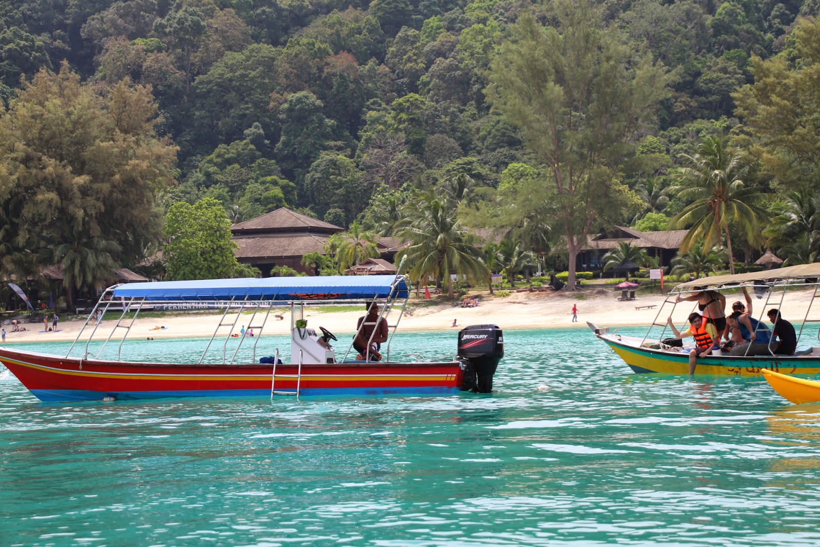 Muhammad Qul Amirul Hakim: Laguna Biru & Pantai Penyu, Pulau Perhentian ...