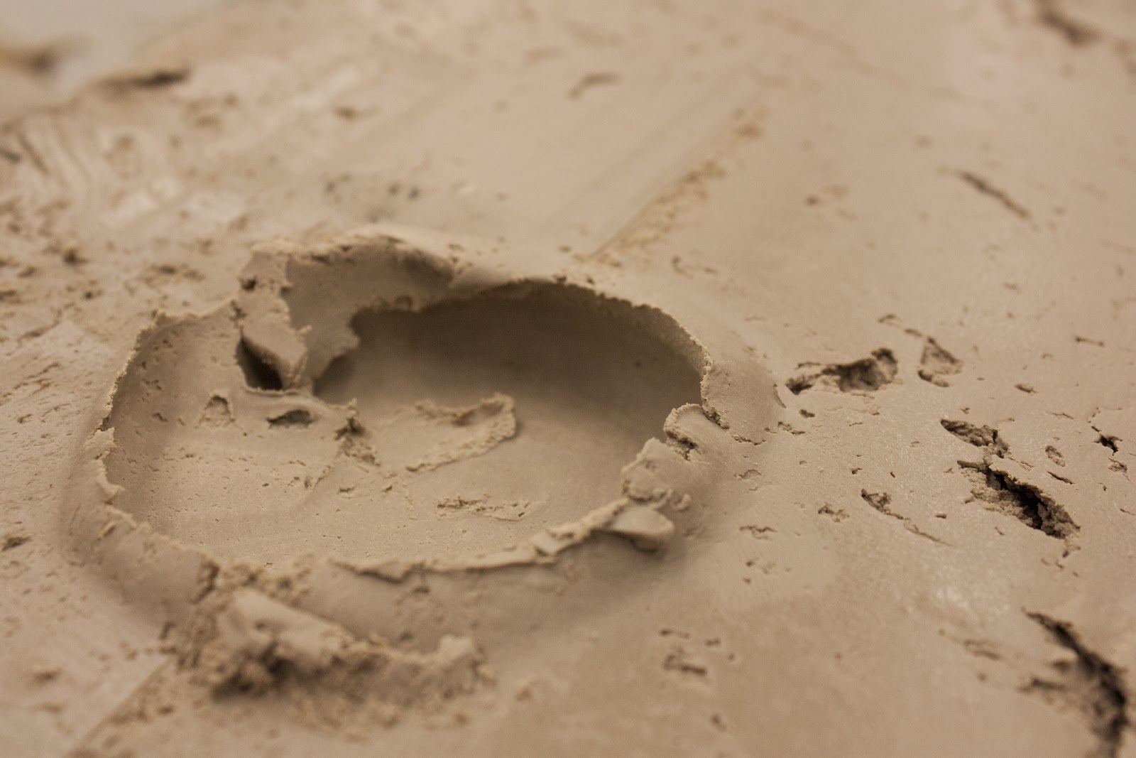 Robot Sculptor: Robot Cutting Clay for Mold Making - Mathew Schwartz