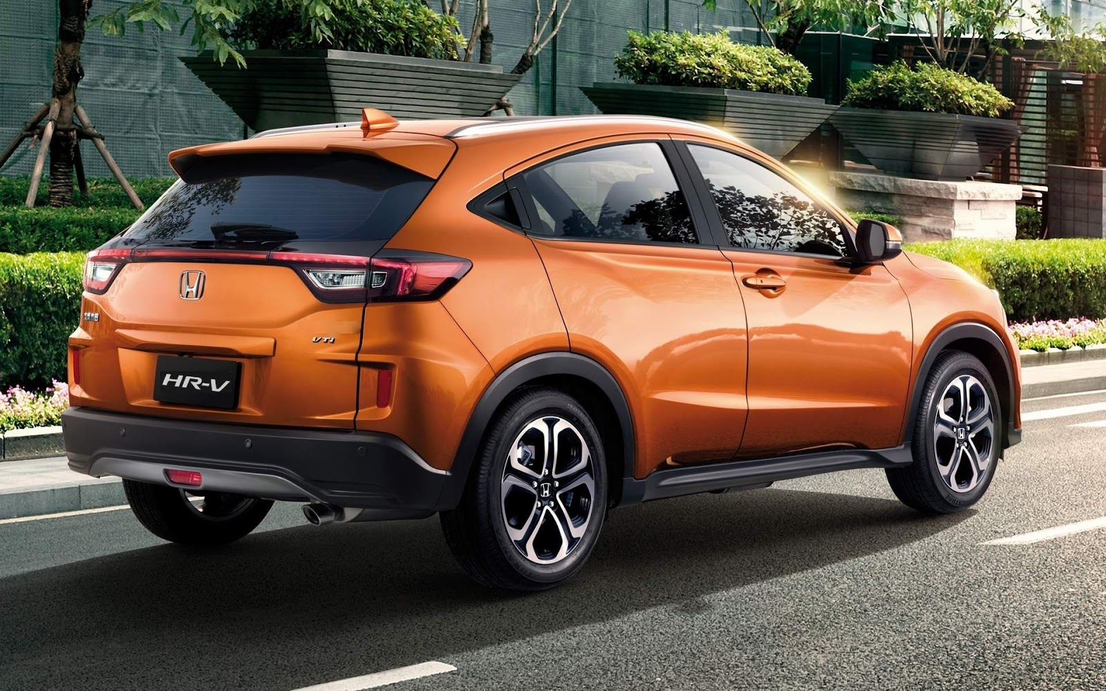 Novo Honda HR-V com facelift chega ao Brasil em 2018 | CAR.BLOG.BR