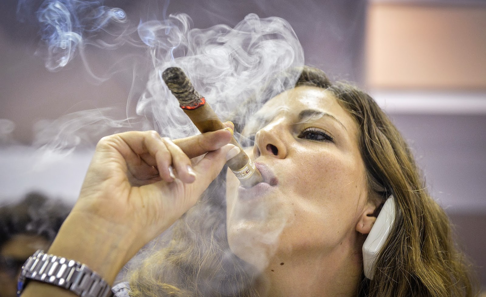 Long-ash contest at Havana Cigar Festival: Cuba - Images Archival Store