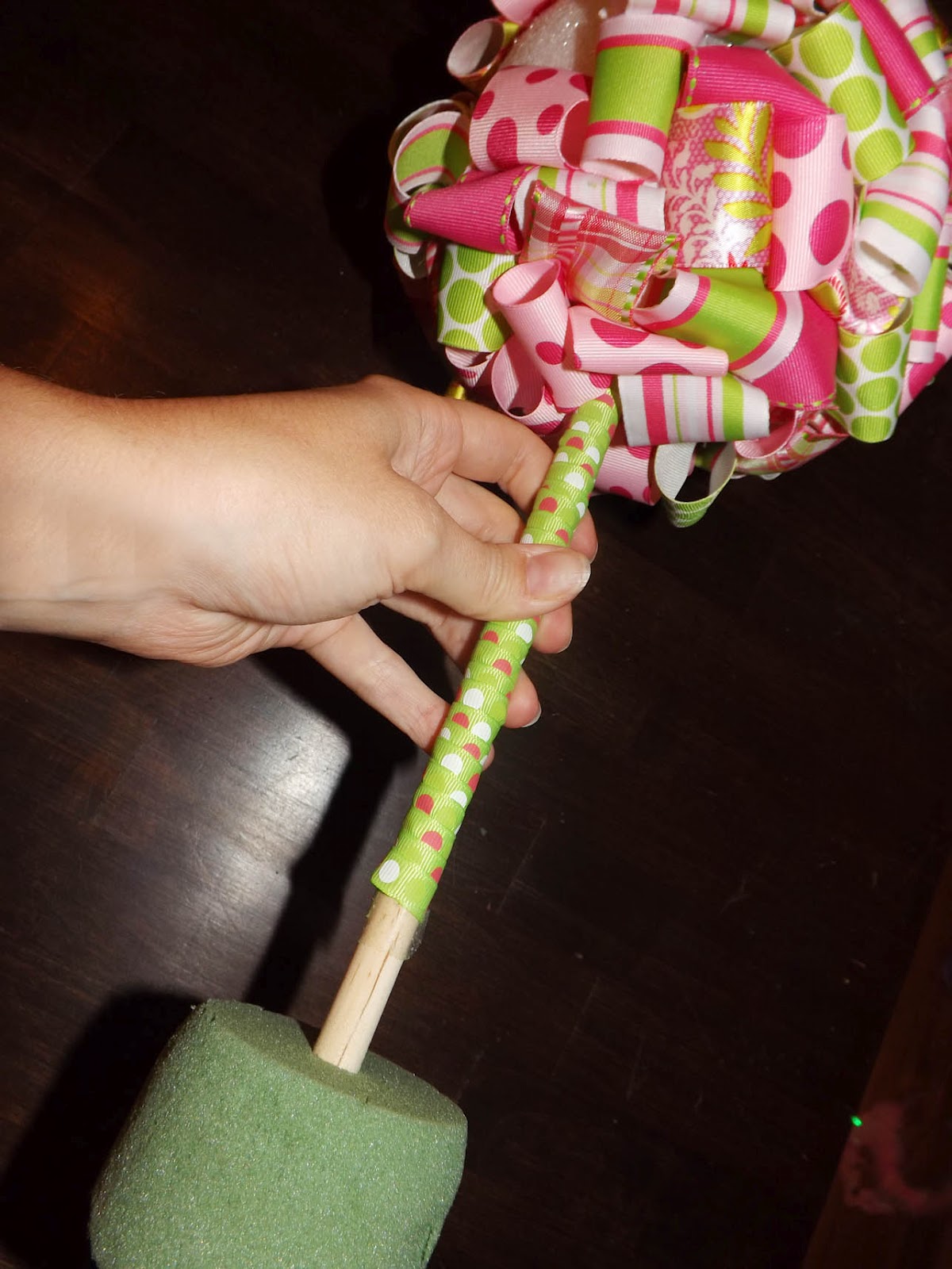 A Bub's Life: Ribbon Topiary Tutorial