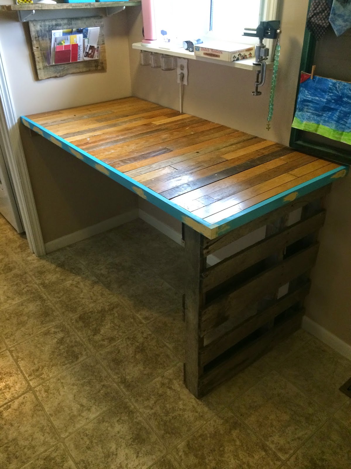 Upcycled Do It Yourself: Custom Craft Table built from Upcycled ...